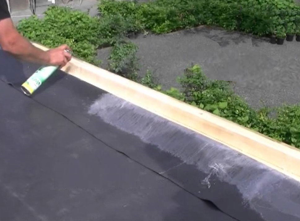 Dak bedekken met EPDM Bouwbestel doe-het-zelf Klusadvies Dak bedekken met EPDM Bouwbestel doe-het-zelf Klusadvies