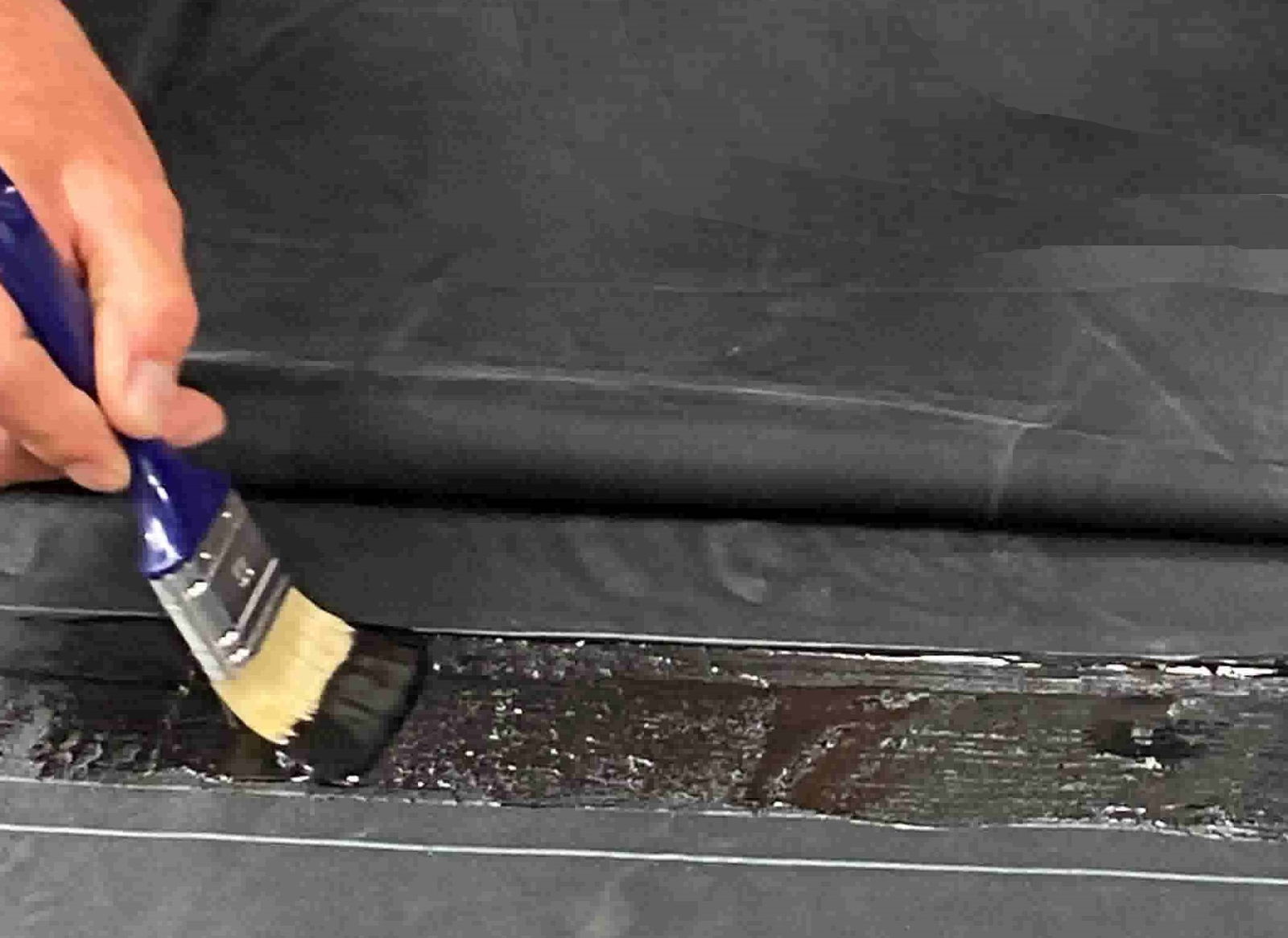 Dak bedekken met EPDM Bouwbestel doe-het-zelf Klusadvies Dak bedekken met EPDM Bouwbestel doe-het-zelf Klusadvies