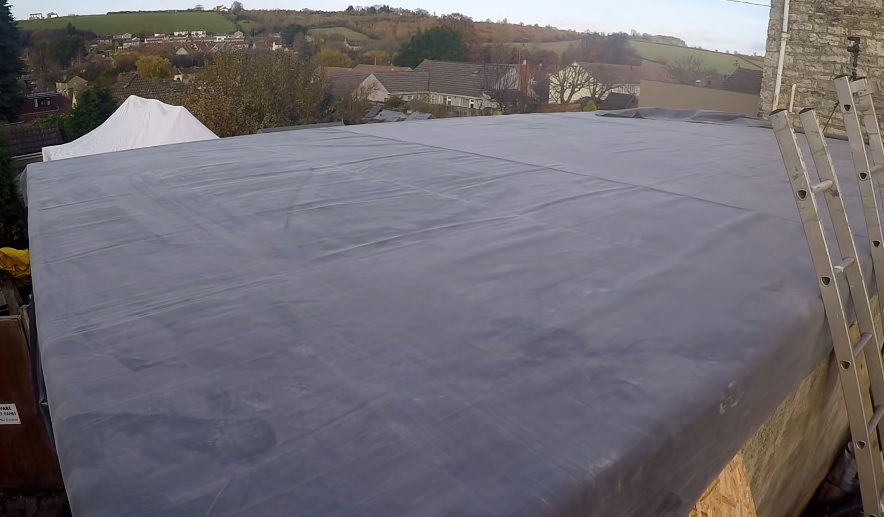 Dak bedekken met EPDM Bouwbestel doe-het-zelf Klusadvies Dak bedekken met EPDM Bouwbestel doe-het-zelf Klusadvies